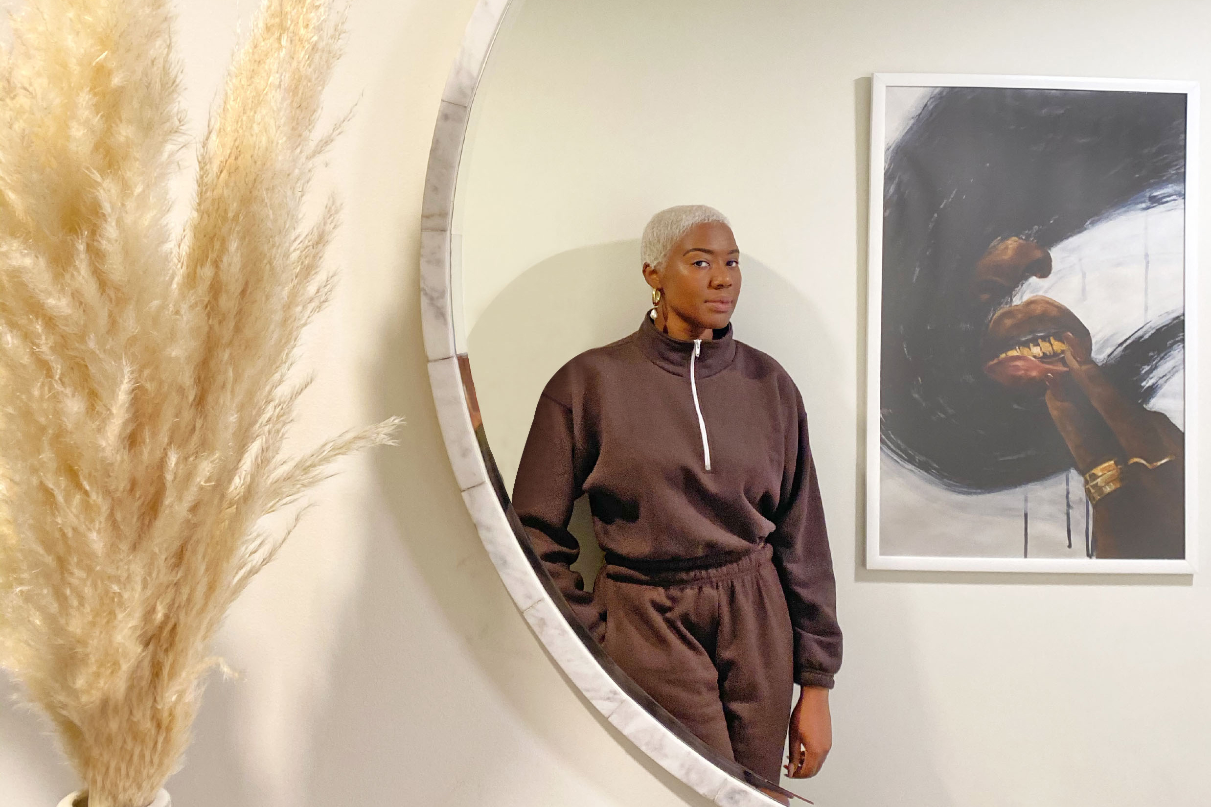 Chela Mitchell Is D.C.'s Resident Art Connoisseur | District Fray ...