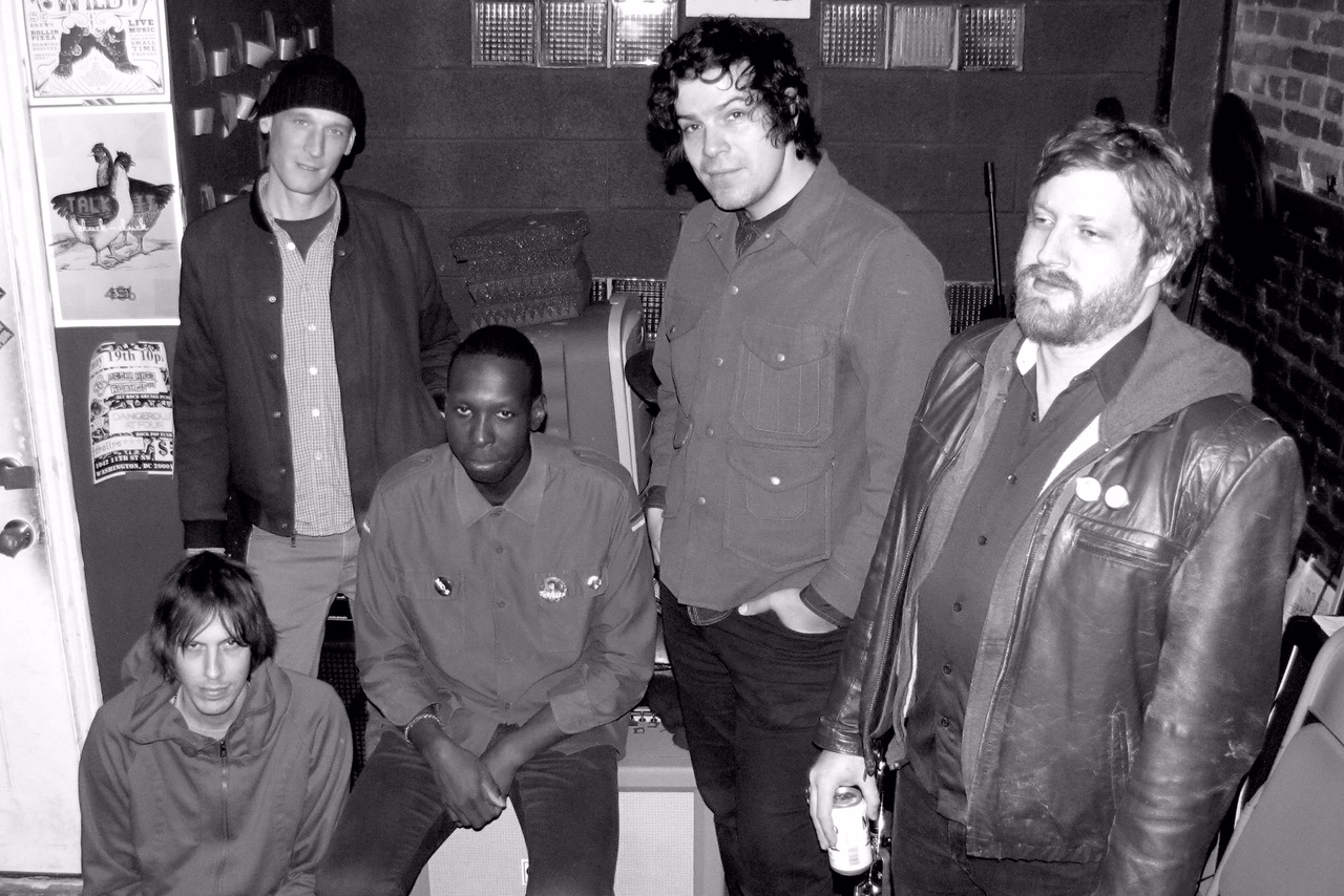 Des Demonas: The Antiheroes of Weird Punk | District Fray - Making Fun ...