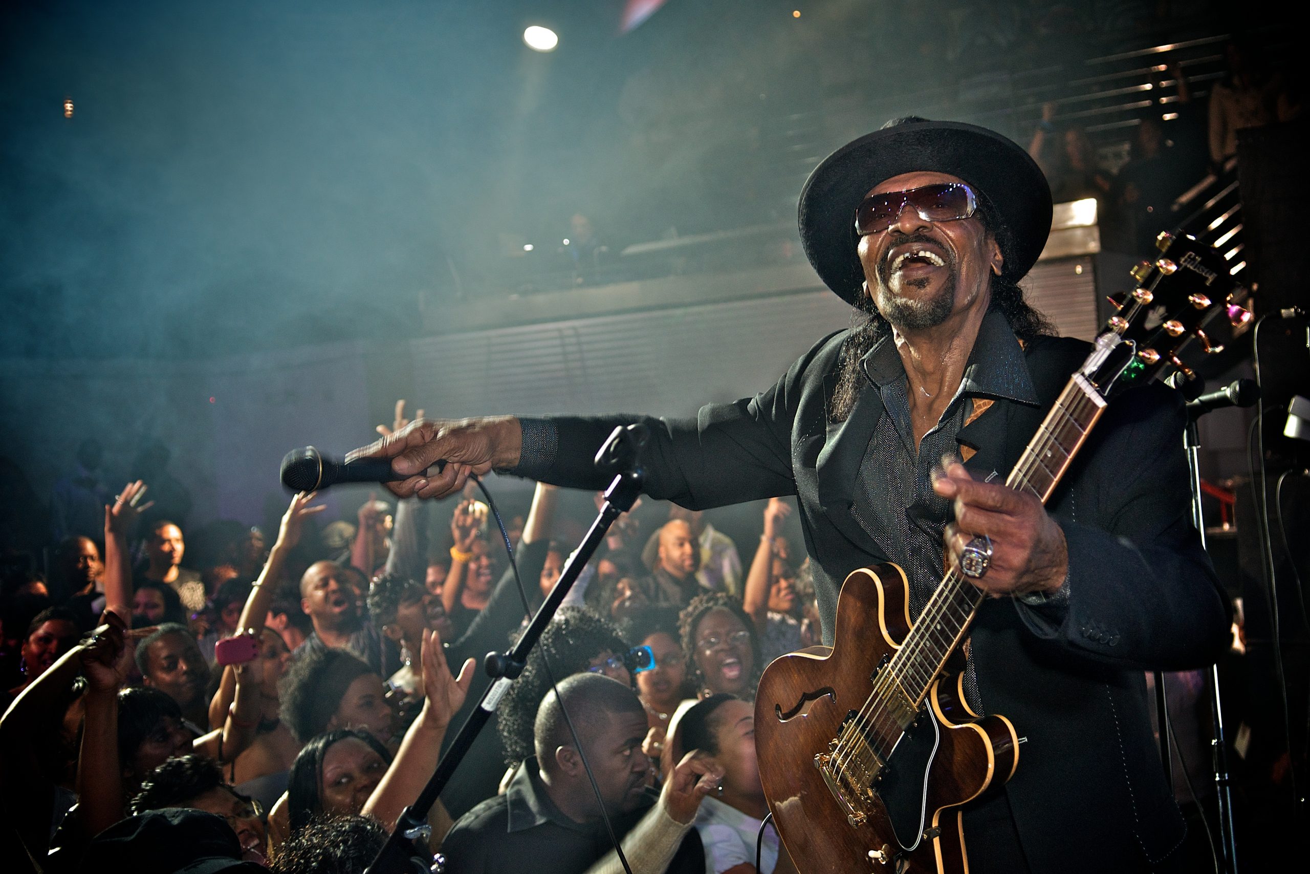 “Ten Years Backstage:” Not Enough Time for D.C. Go-Go Photographer Chip ...