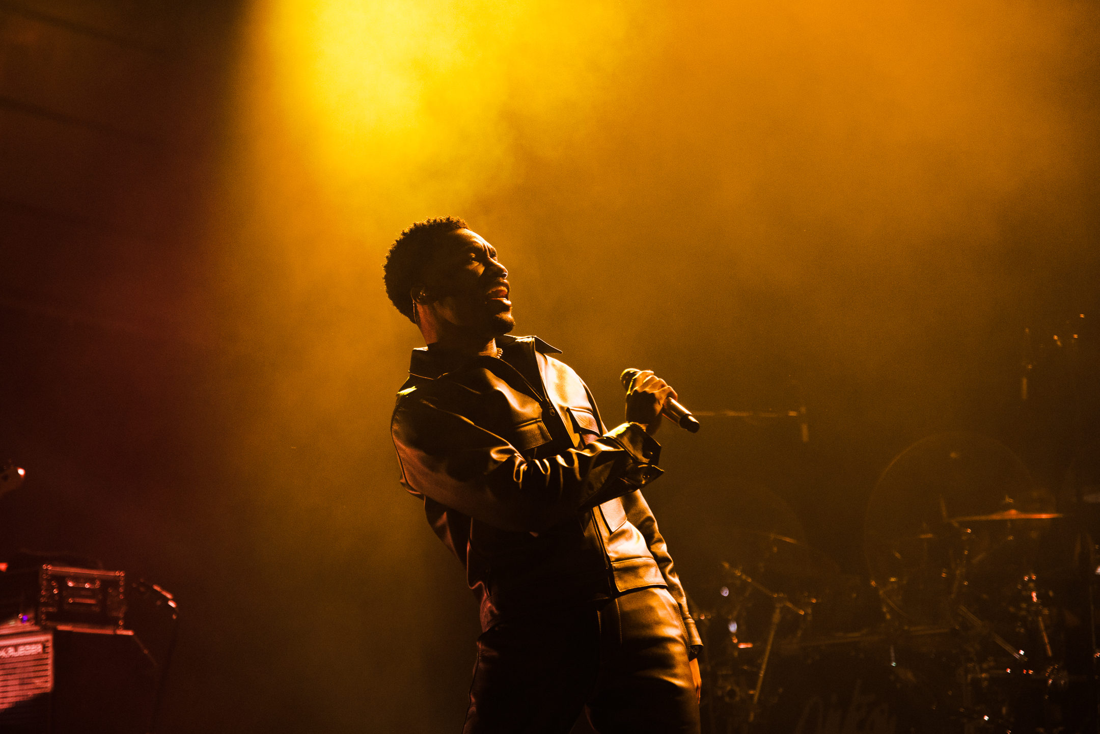 Photo Gallery: Giveon + Jenevieve at The Anthem // 10.14.22 | District ...